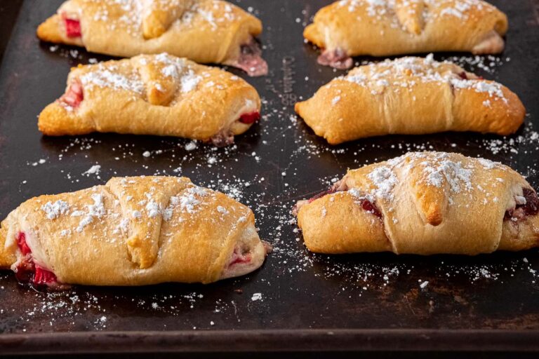 Strawberry Cream Cheese Crescent Rolls