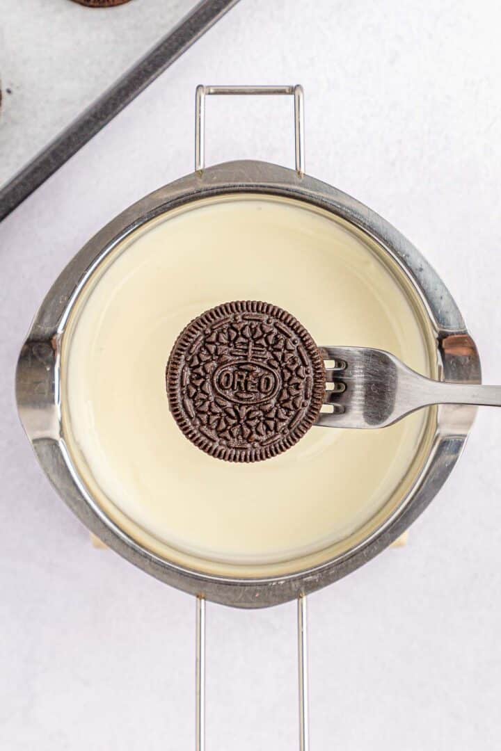 Best Easy Dipped Oreos - To Simply Inspire