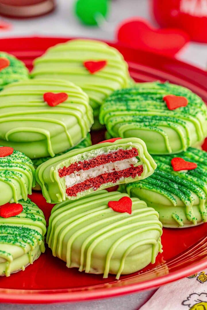 Easy Christmas Oreos - To Simply Inspire