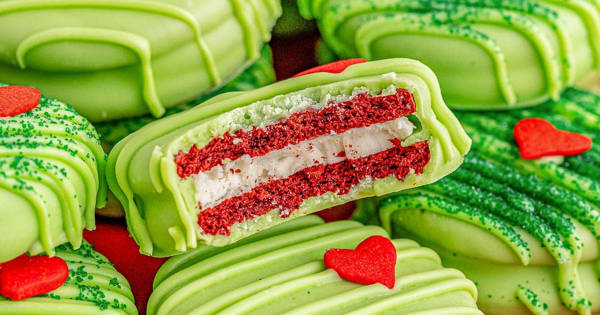 Easy Christmas Oreos - To Simply Inspire
