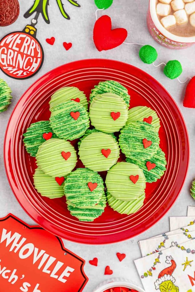 Easy Christmas Oreos - To Simply Inspire
