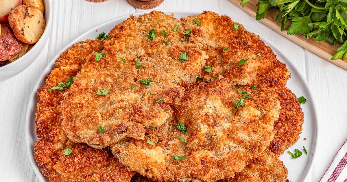 Easy Beef Milanesa (Crispy Steak Recipe) - To Simply Inspire