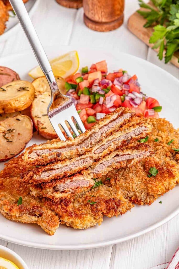 Easy Beef Milanesa (Crispy Steak Recipe) - To Simply Inspire