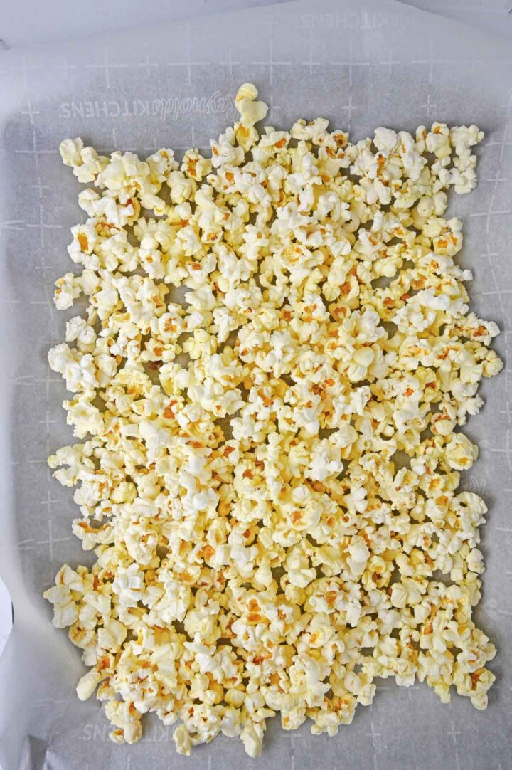 Easy Strawberry Popcorn Recipe - To Simply Inspire
